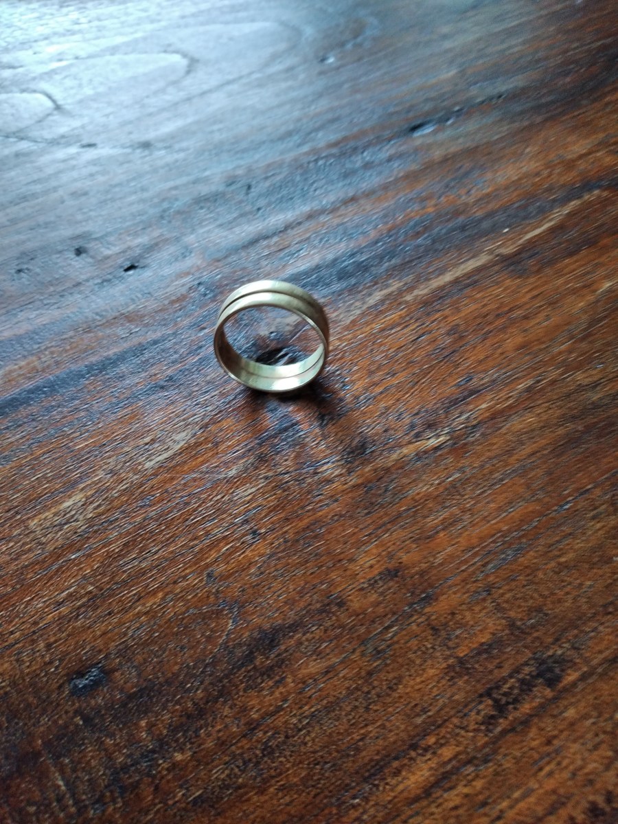 Dubbele trouwring gevonden – Dr. P. de Vries – artikelen en opinie